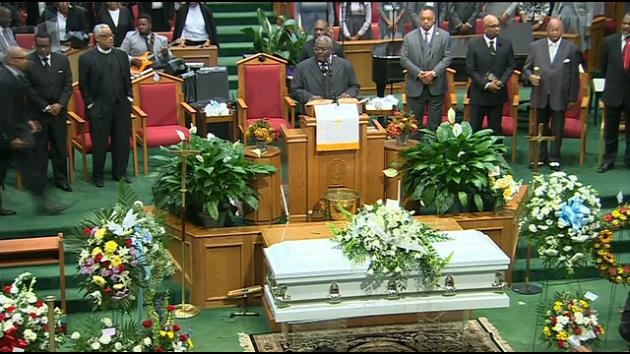 Baltimore police hand report on Gray death to prosecutor - WSVN 7News ...