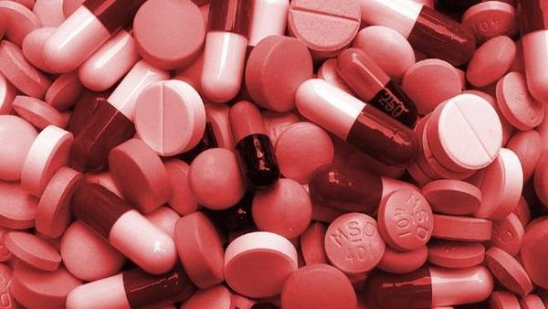 generic adderall pink capsule