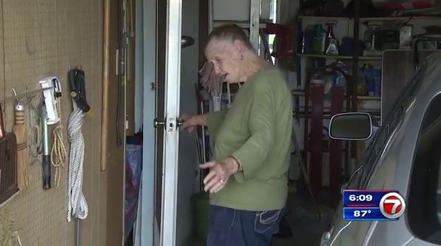 Elderly couple robbed at home after withdrawing thousands of dollars ...