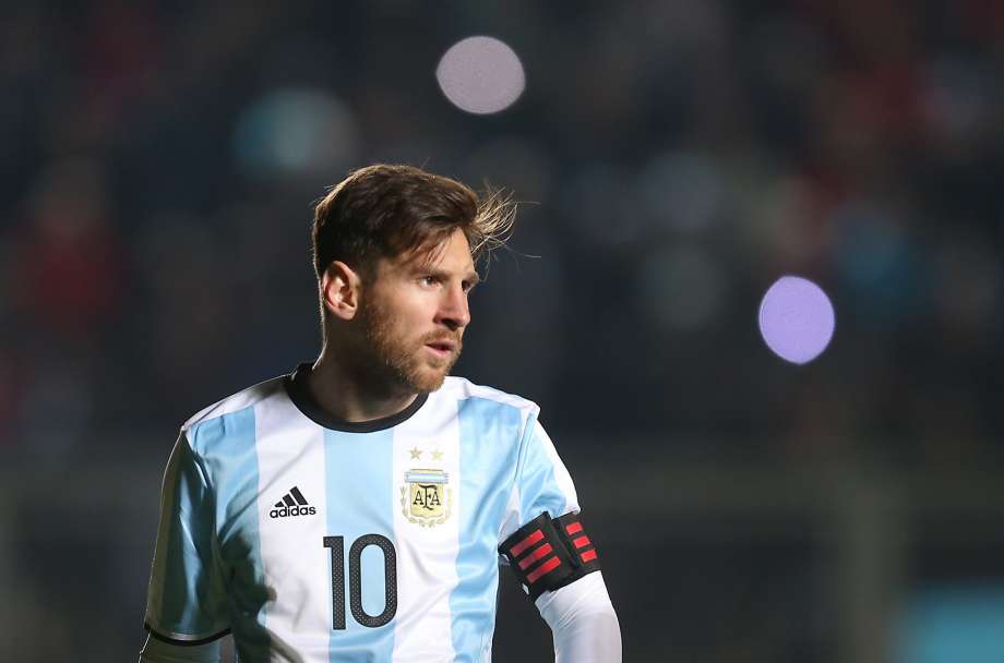 Messi says he signed documents under father’s instructions - WSVN 7News ...