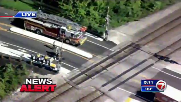 Tri-Rail train hits, kills 1 in Oakland Park – WSVN 7News | Miami News ...