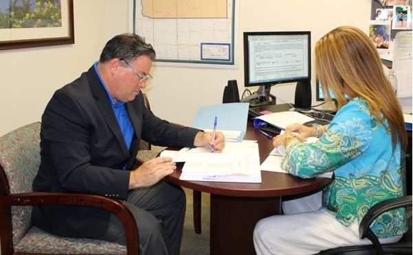 Controversial Miami Lakes mayor to run for re-election - WSVN 7News ...