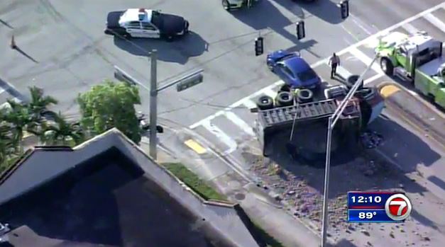 Dump truck rollover crash in Hollywood - WSVN 7News | Miami News ...