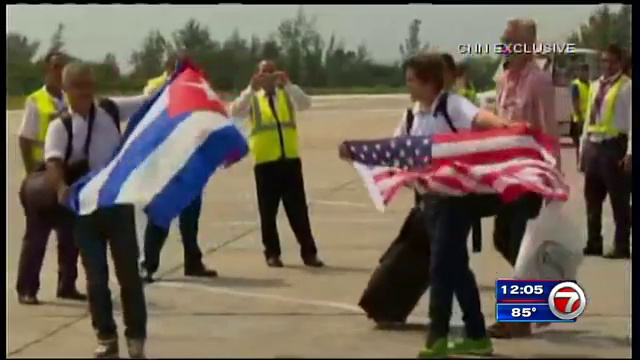 Historic commercial flight from US to Cuba lands in Santa Clara - WSVN ...