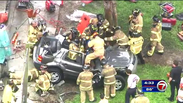 2 Hospitalized After Rollover Accident In Northwest Miami Dade Wsvn
