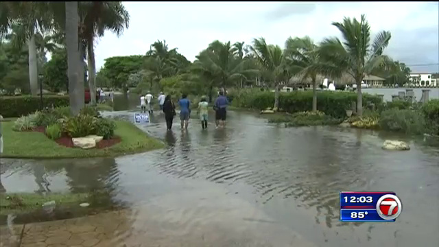 King tides cause flooding across South Florida - WSVN 7News | Miami ...