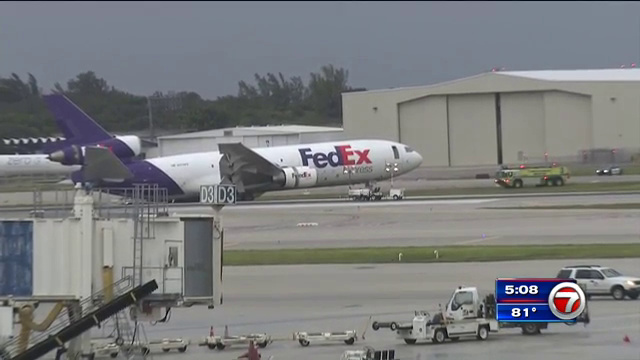 Investigators assess FedEx plane after fire on FLL runway - WSVN 7News ...