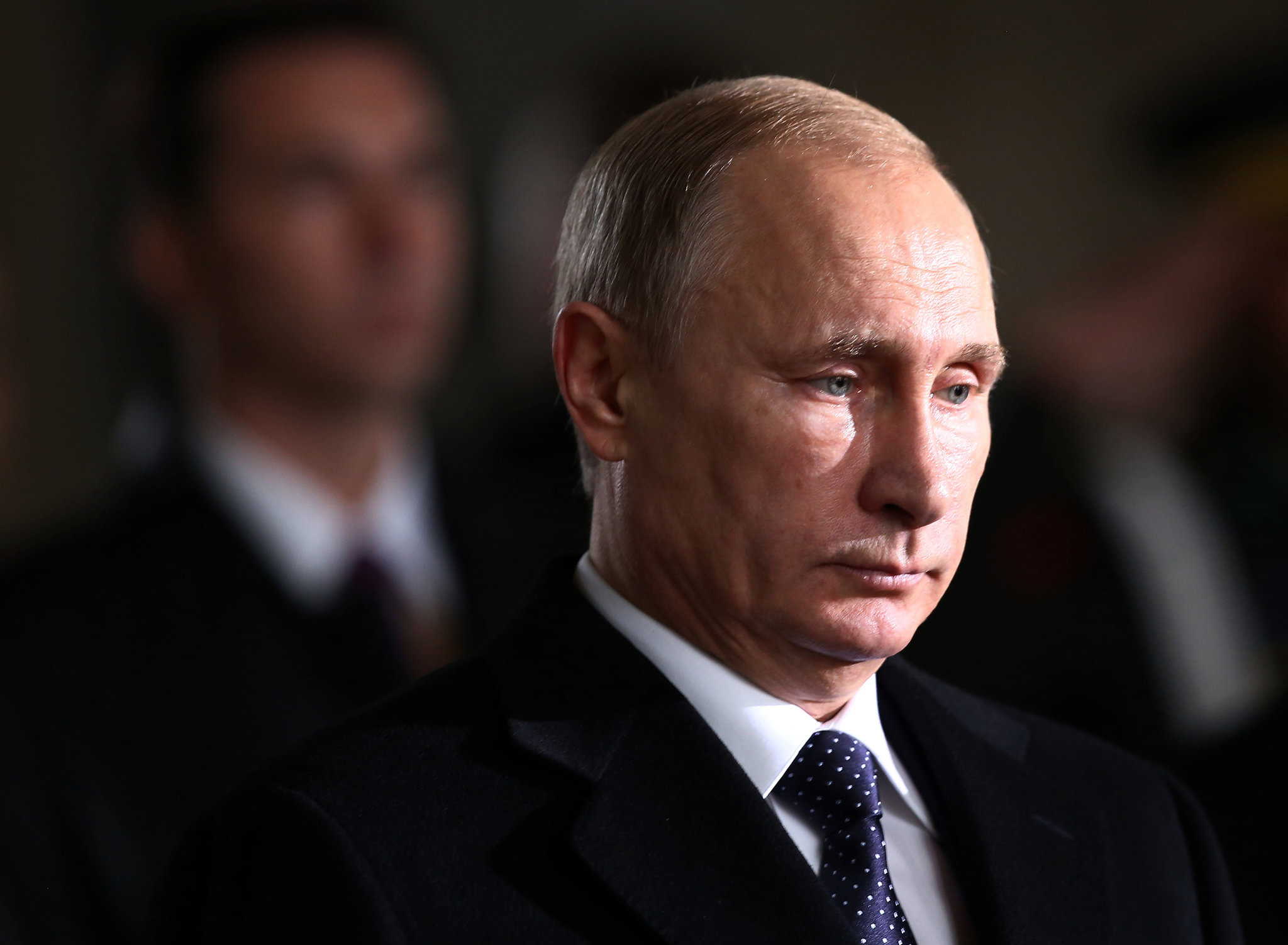 Putin signs off record Russian defense spending as top EU officials ...