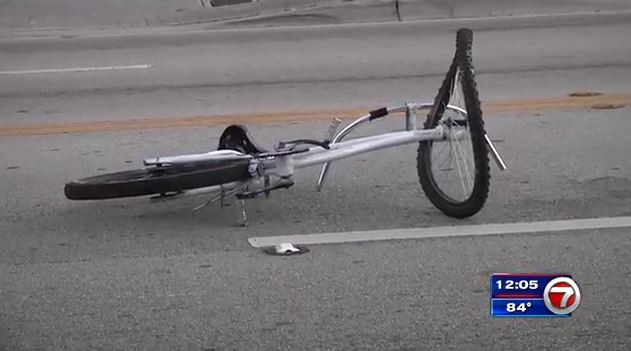 Bicyclist Struck By Car Along West Flagler Street In Miami Wsvn 7news