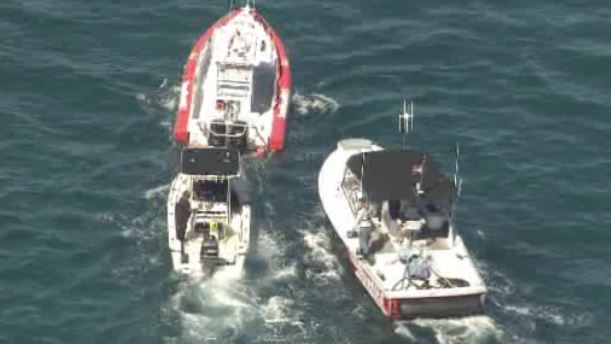 4 rescued from sinking boat off Dania Beach - WSVN 7News | Miami News ...
