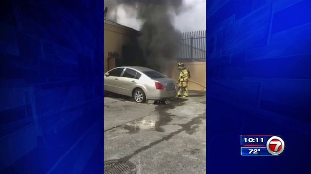 Warehouse goes up in flames in SW Miami-Dade - WSVN 7News | Miami News ...