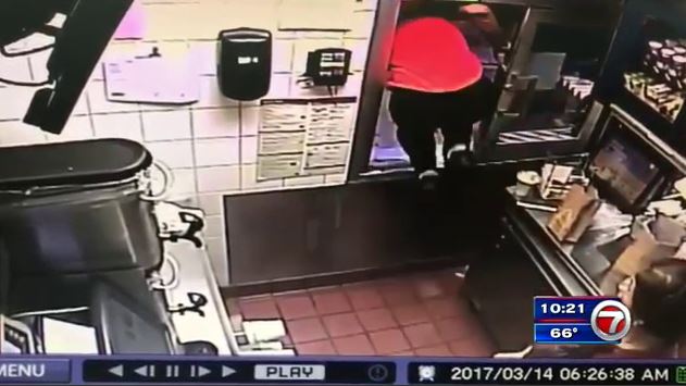 McDonald’s employee rescues cop suffering medical emergency at drive ...