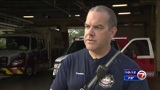 Off-duty Miramar firefighter rescues driver in fiery crash - WSVN 7News ...