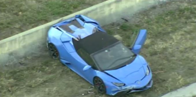 lamborghini crashing