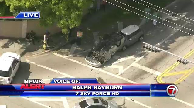 3 injured after rollover crash in Kendall - WSVN 7News | Miami News, Weather, Sports | Fort ...