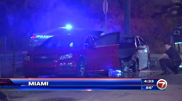 2 cars catch fire in Miami - WSVN 7News | Miami News, Weather, Sports ...