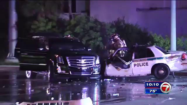 Police Chase Ends With 3 Car Crash In Nw Miami Dade 1 Arrested Wsvn