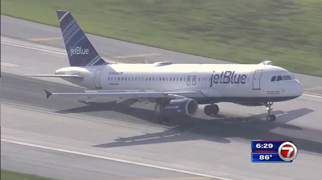 Passengers arrive to South Florida after JetBlue emergency landing ...