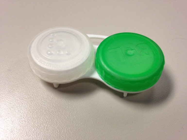 This Florida man invented a robot that inserts and removes your contact ...
