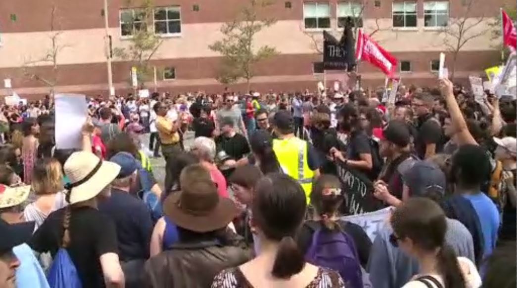 ‘Free speech rally’ supporters: Outnumbered, but event was a success ...