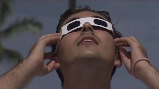 On South Beach and Miami, solar eclipse greeted with awe - WSVN 7News ...