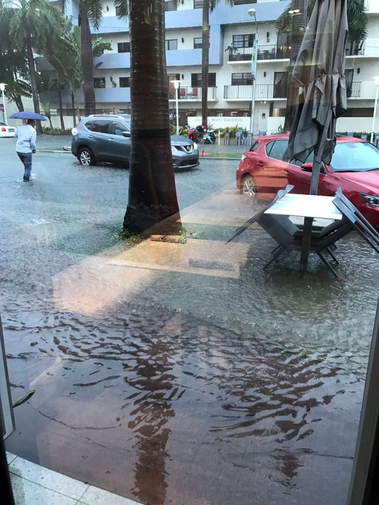 Flood warnings lifted for Miami-Dade, clean up begins - WSVN 7News ...