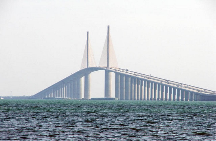 Uber driver saves life of passenger who wanted to jump off Florida ...