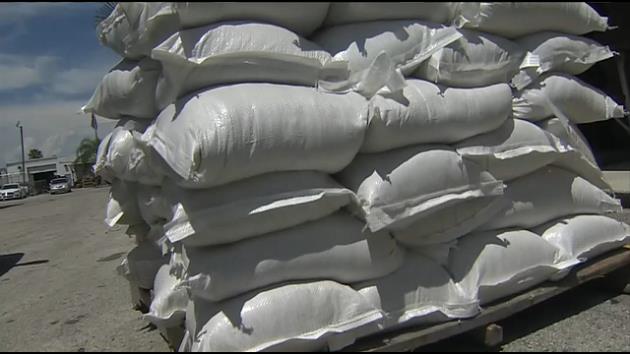 Free sandbag distribution locations ahead of Eta - WSVN 7News | Miami ...