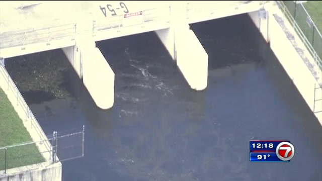 Officials work to lower water levels in South Florida - WSVN 7News ...