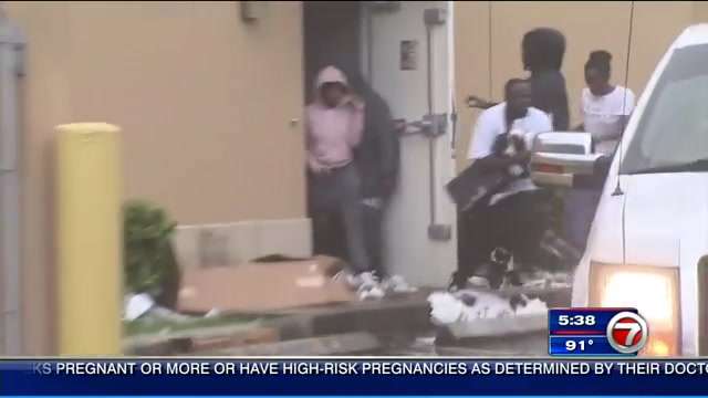 Thieves commit 25 acts of looting in Miami during Hurricane Irma - WSVN ...