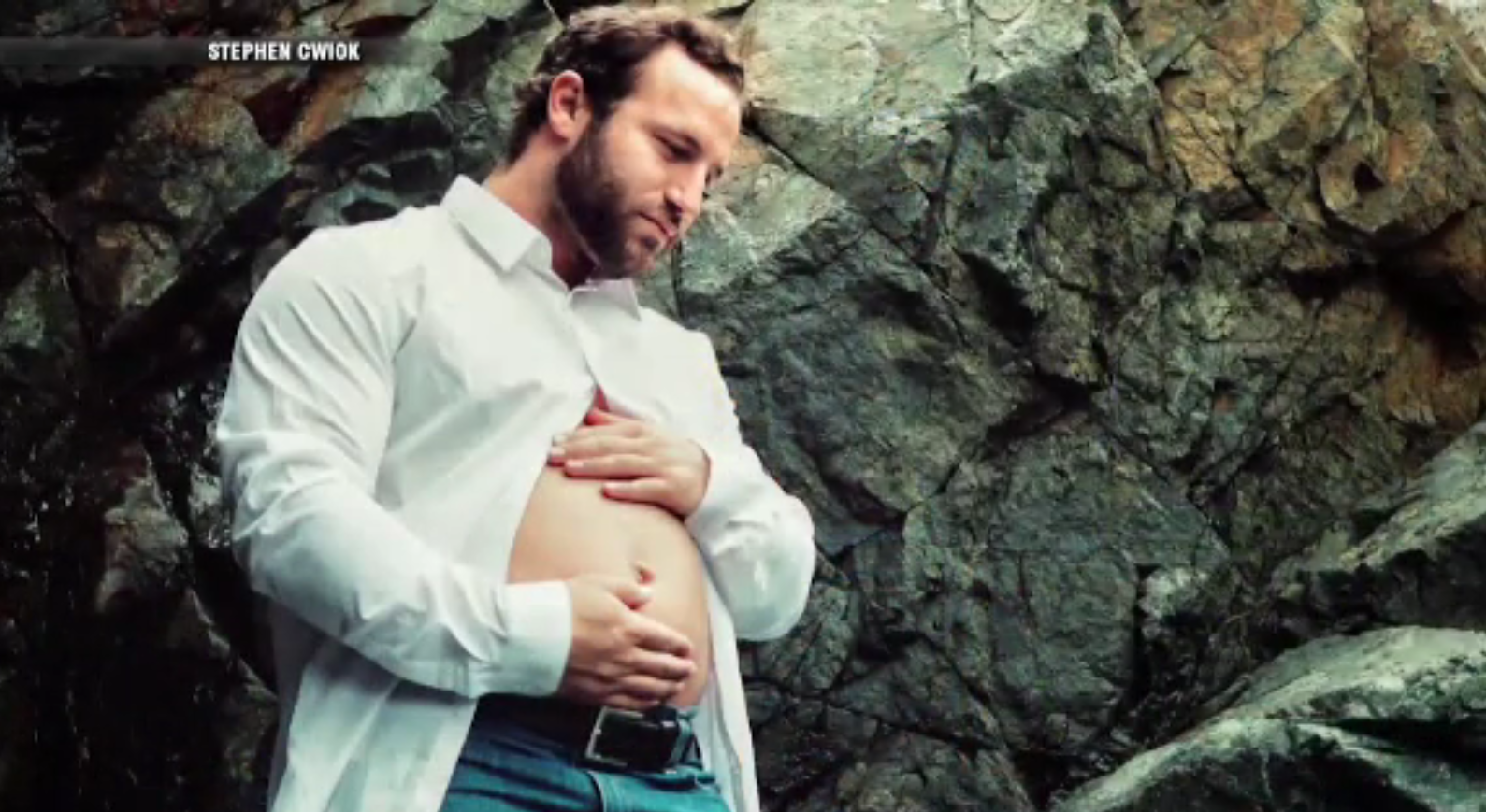 Dad-to-be surprises girlfriend with ‘dad-bod’ pregnancy photoshoot ...