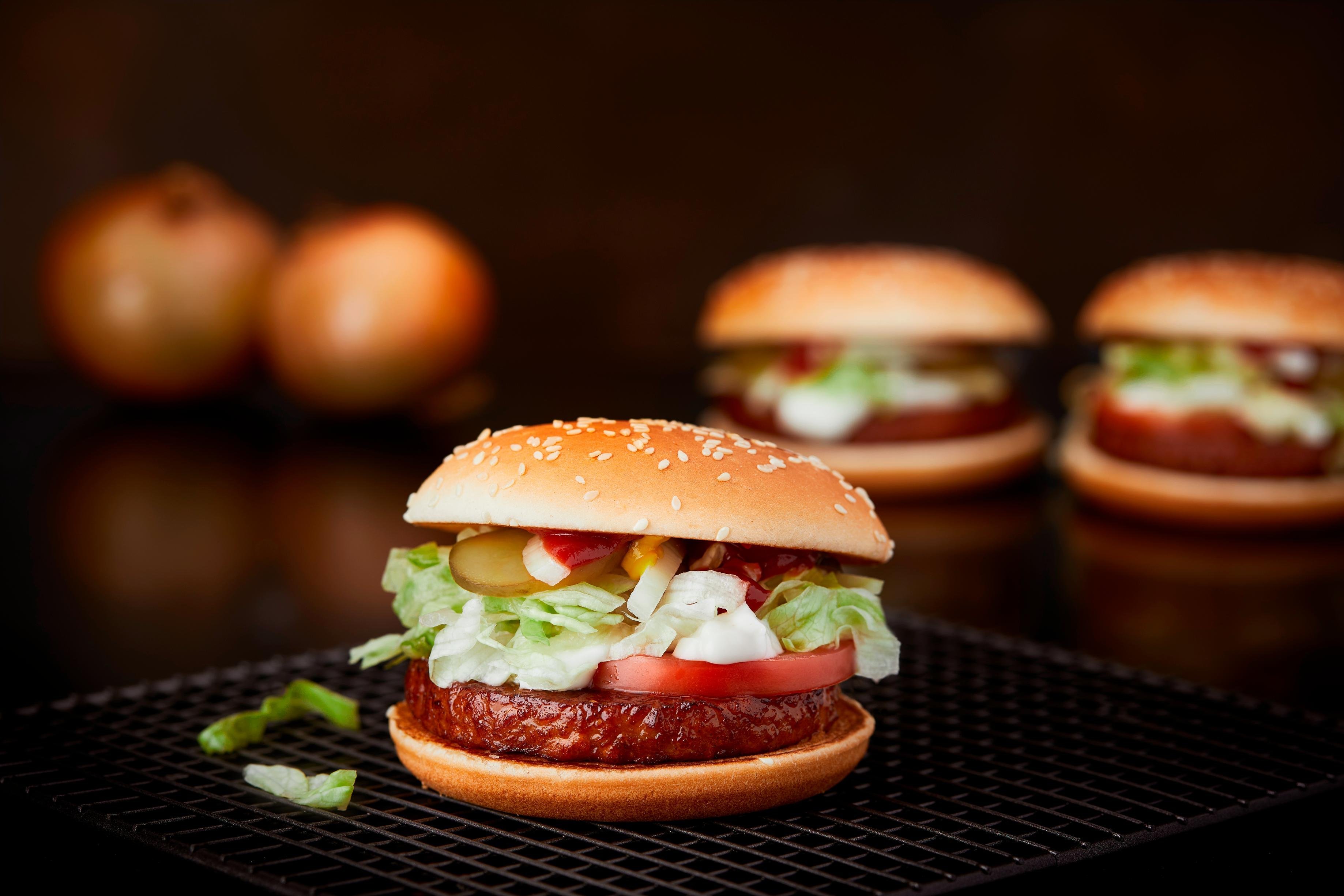 McDonald’s launching McVegan burger in Europe - WSVN 7News | Miami News ...