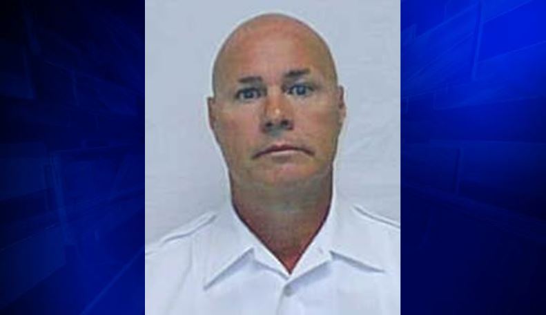 BSO deputy dies after having heart attack outside jail - WSVN 7News ...
