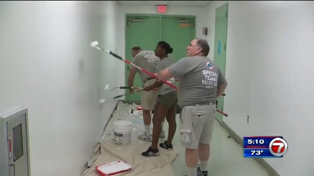Hundreds honor MLK’s legacy in Day of Service - WSVN 7News | Miami News ...