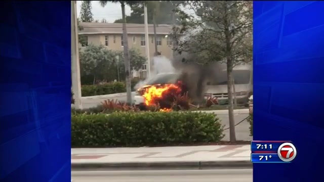 SUV catches fire in NE Miami-Dade, no injuries - WSVN 7News | Miami ...
