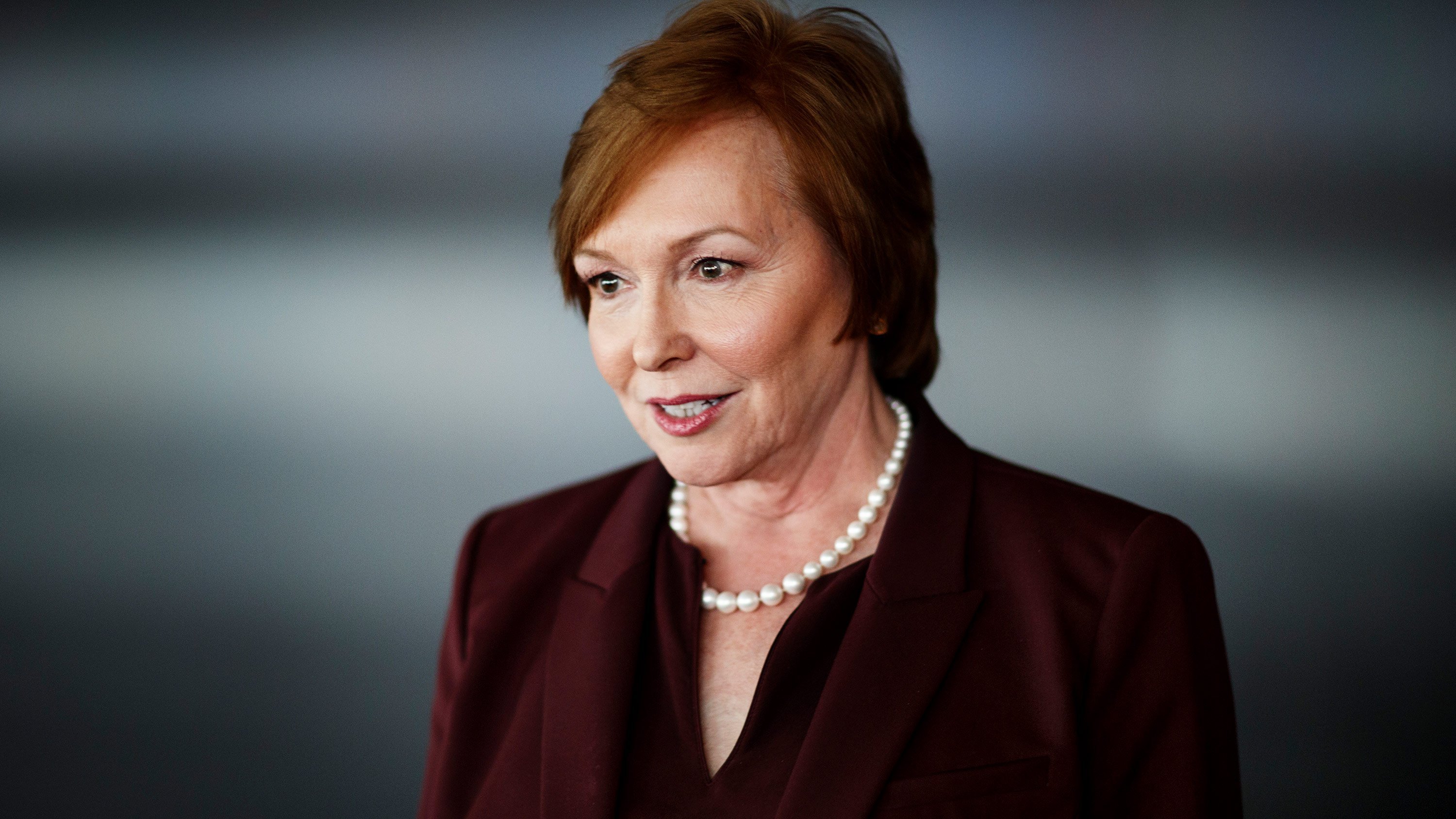 Report: CDC Director resigns after purchse of tobacco stock - WSVN ...