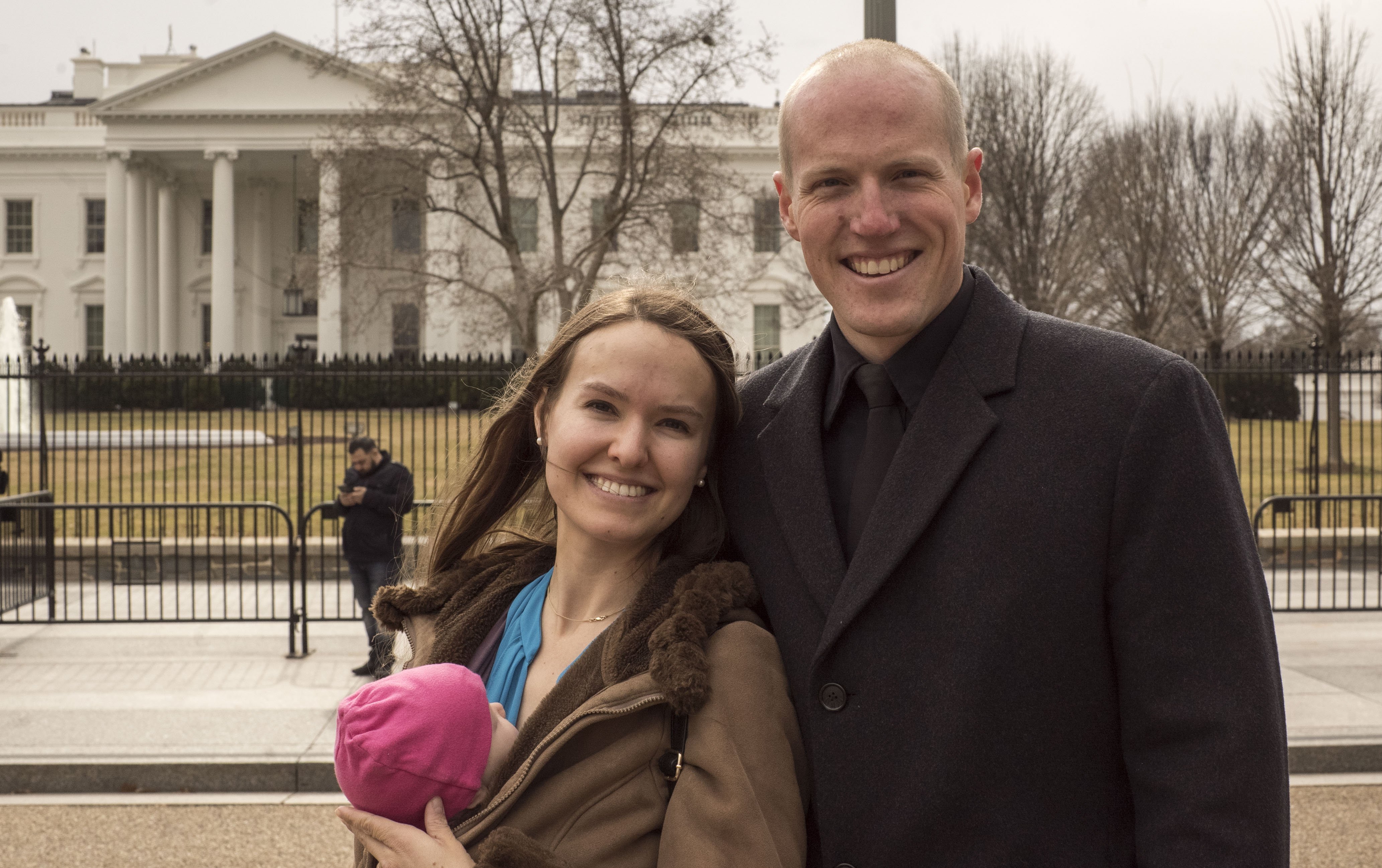 Police officer who adopted addict’s baby to be Trump’s State of the ...