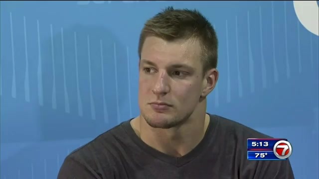 Shaq to compete with Gronk in virtual live party, fundraiser - WSVN ...