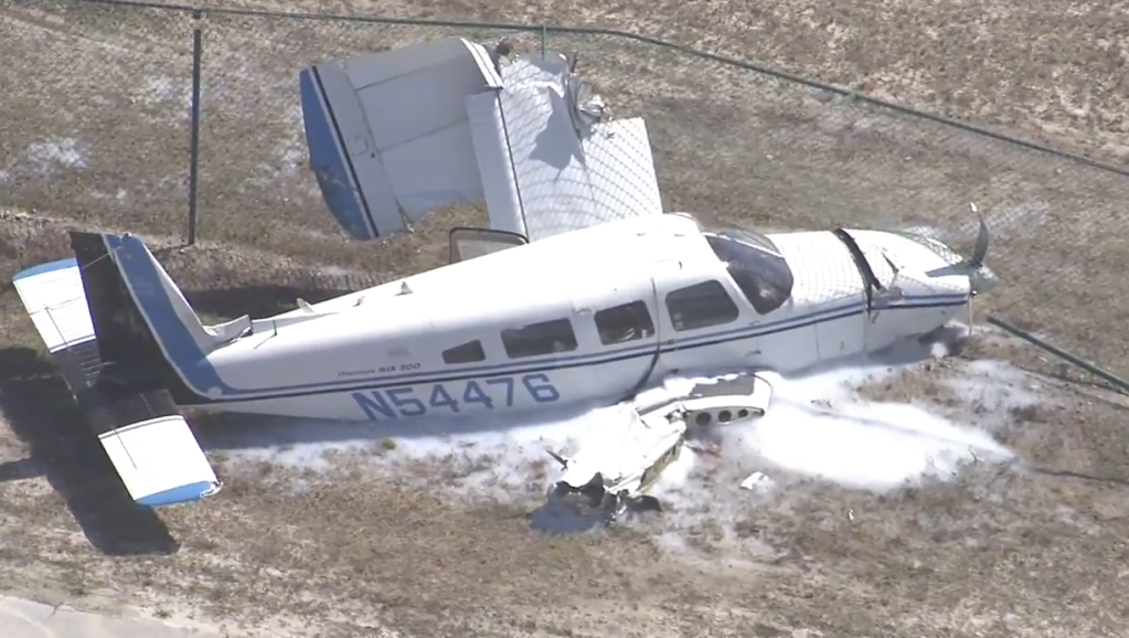 Plane misses runway, crashes into fence in Pompano Beach – WSVN 7News ... Plane misses runway, crashes into fence in Pompano Beach – WSVN 7News ...