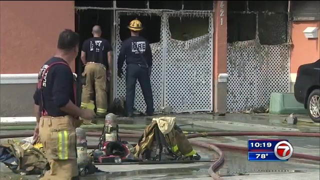 Crews battle Fort Lauderdale house fire - WSVN 7News | Miami News ...