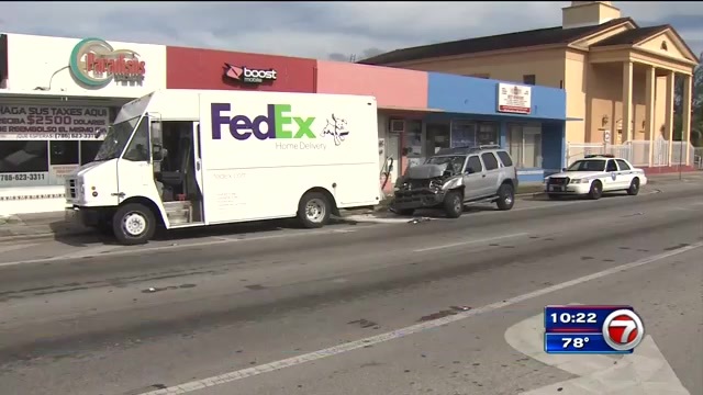 4 hurt after SUV rear-ends FedEx truck in Miami – WSVN 7News | Miami ...