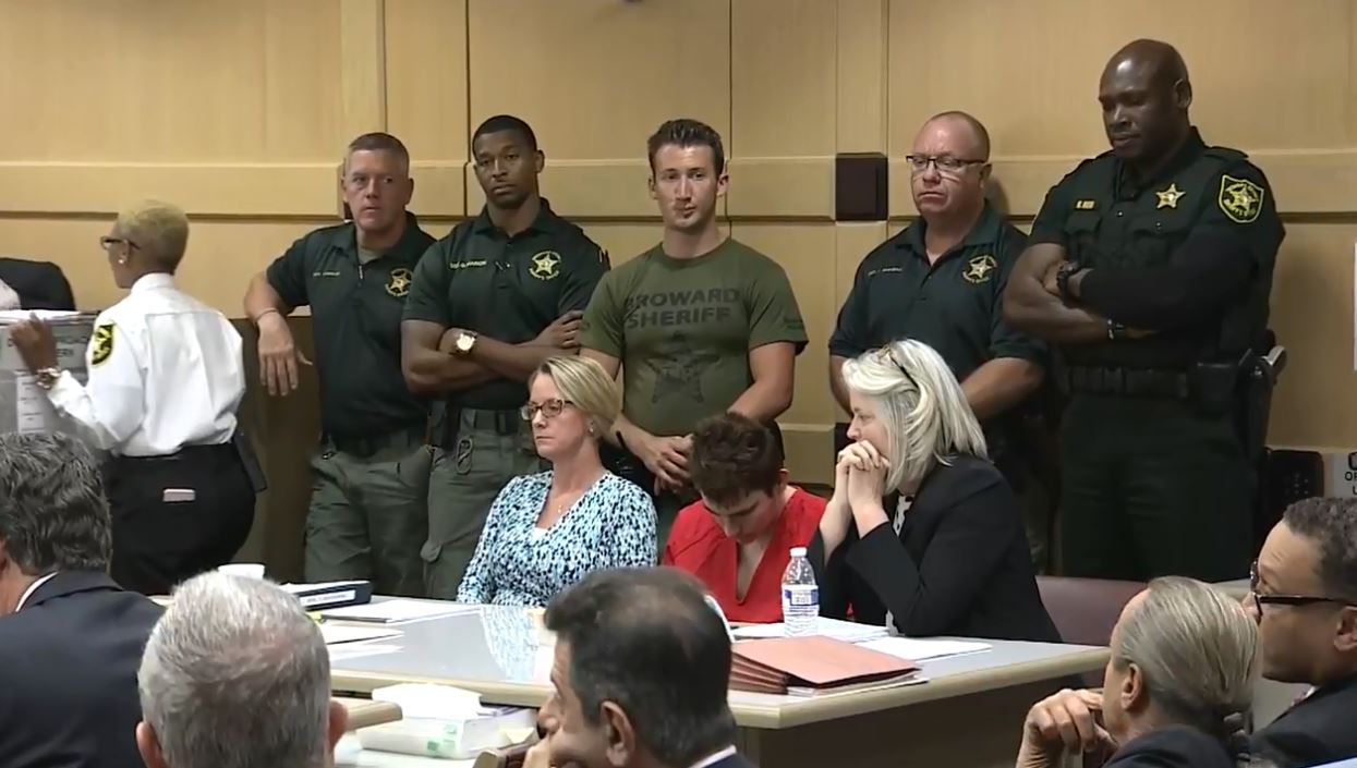 Nikolas Cruz, brother might have $1 million in bank, attorney says ...