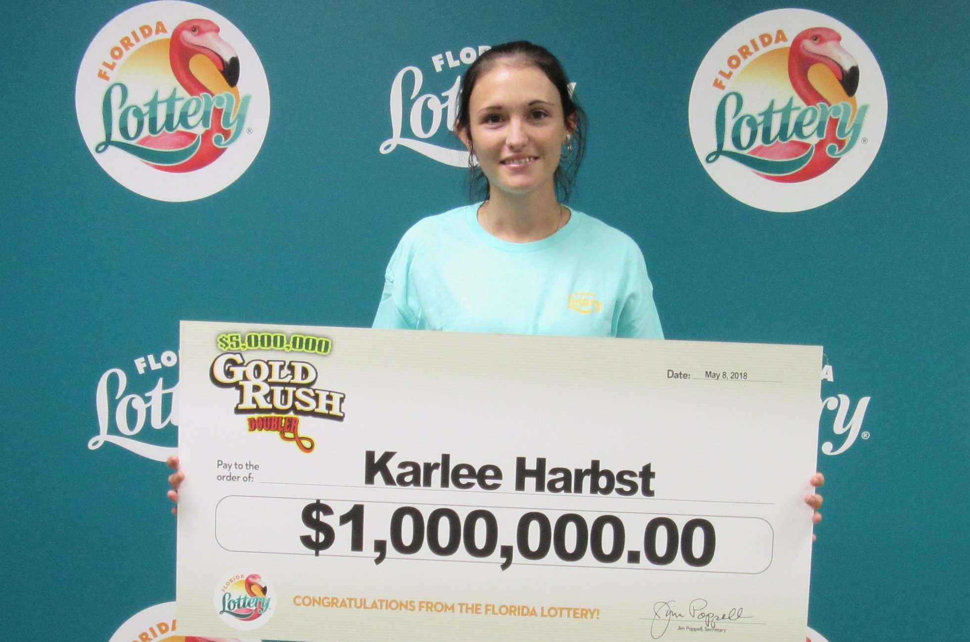 Pregnant Woman Wins Florida Lottery Scratch Off Game Days Before Mother