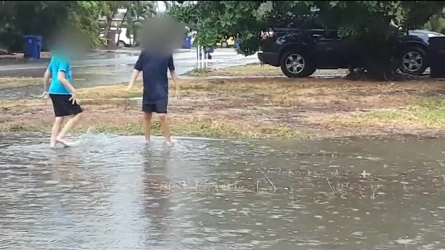 Soaked at School: Students walk through water, remain drenched - WSVN ...