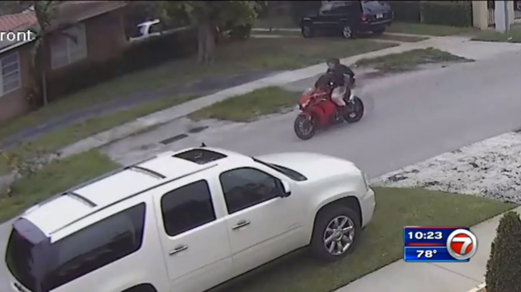 Search underway for motorcycle thieves in Miami - WSVN 7News | Miami ...