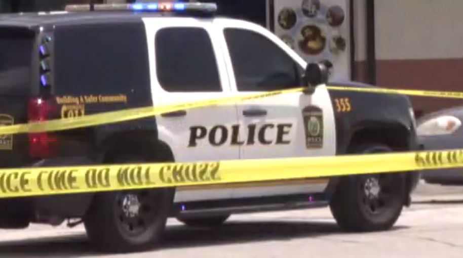Man Hospitalized After Shooting In Miami Gardens Wsvn 7news Miami