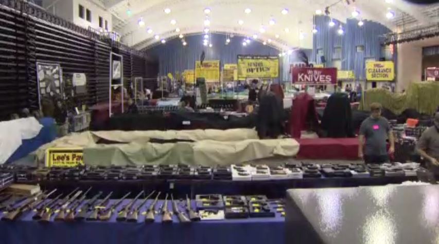 Gun show held at Fort Lauderdale’s War Memorial Auditorium — possibly ...