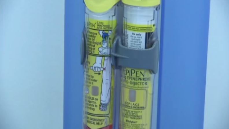 First generic EpiPen gets FDA approval - WSVN 7News | Miami News ...