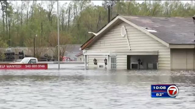 Flooding fears in North Carolina surge as rivers rise; Wilmington cut ...