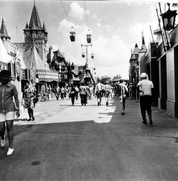 Photos: Walt Disney World in the 1970s - WSVN 7News | Miami News ...